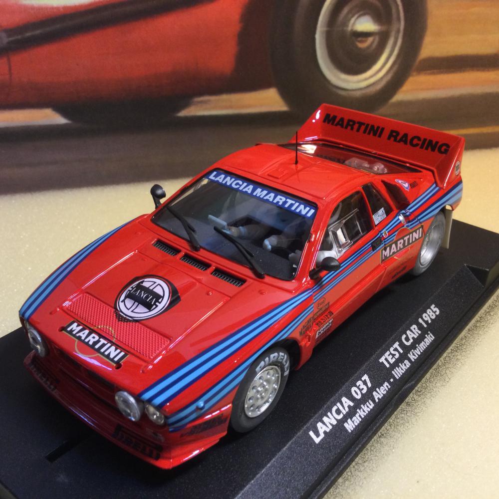 Fly Lancia 037 Martini Test Car - Watching The Wheels